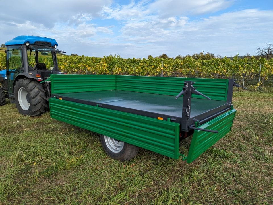 Traktor Einachsanhänger 4T mit Auflaufbremse - 5690€ inkl. Mwst.!!!