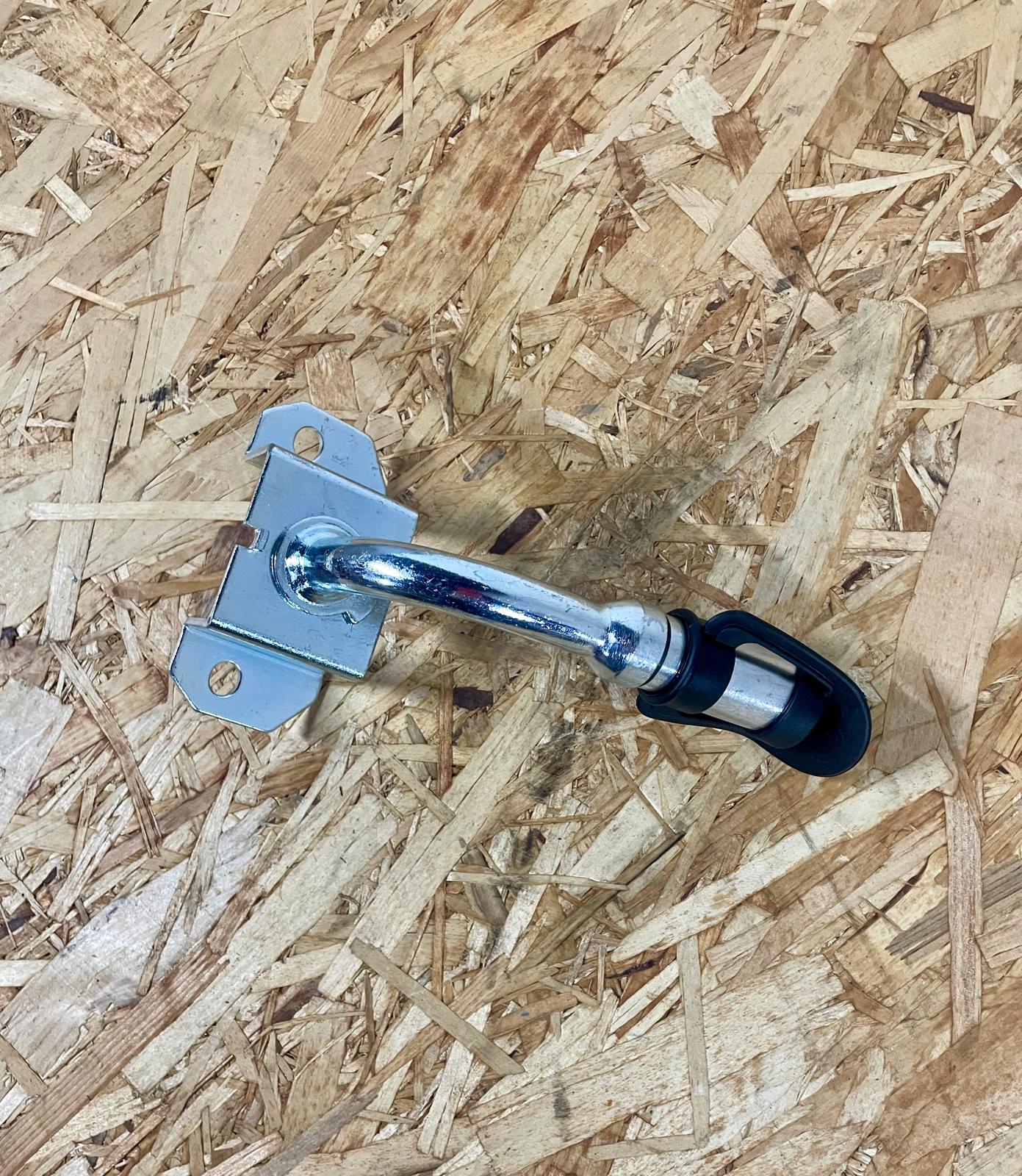 Rotating beacon, swiveling attachment tube